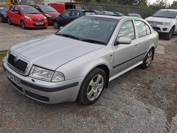 Cheap Cars Under £2000 | Desperate Seller